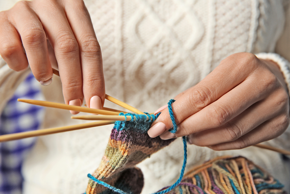 Socken selber stricken: Das braucht man für den Anfang - haushalts ...